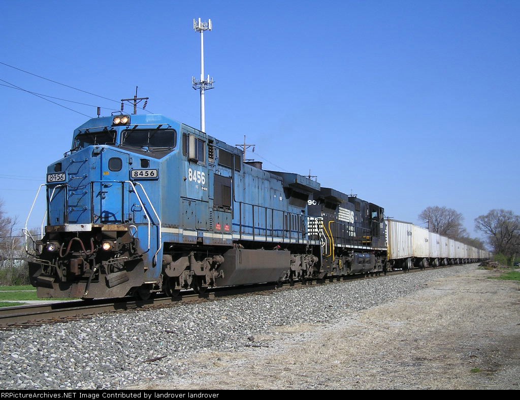 NS 8456 On NS 8456 Eastbound